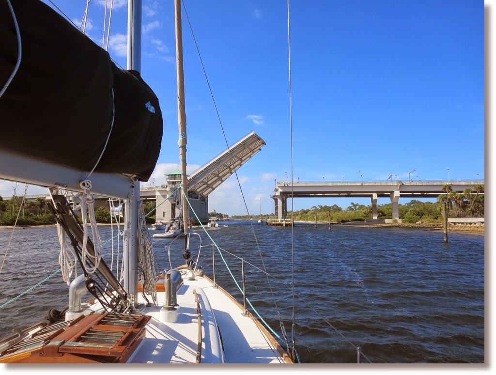 Venture Minimalists: Motoring the ICW, West Palm to Manatee Pocket Florida