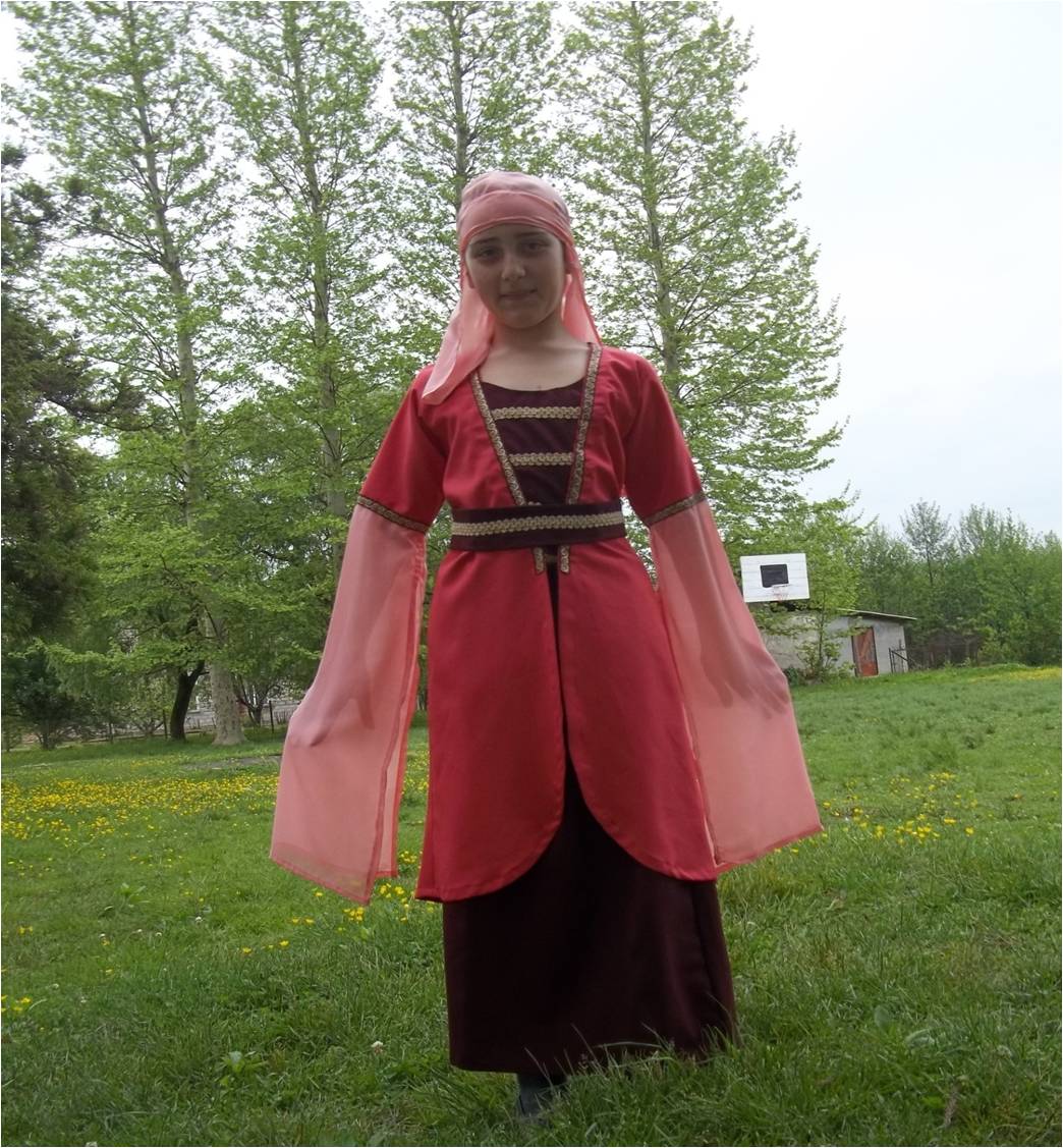 Let's introduce Georgia to foreigners: Georgian traditional clothes