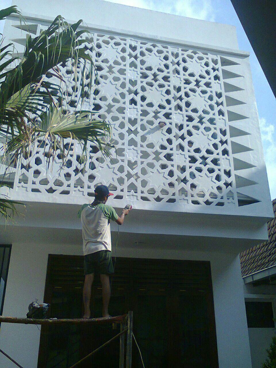 grc krawangan motif bunga