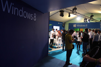 Windows 8 Launch Event in Singapore - The Tech Revolutionist