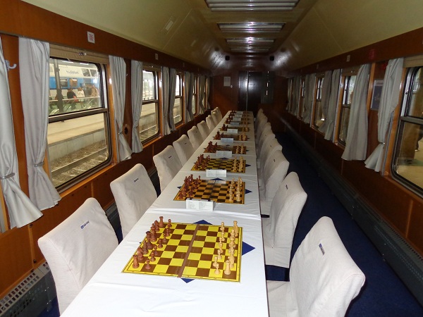 Boylston Chess Club Weblog: November 2012