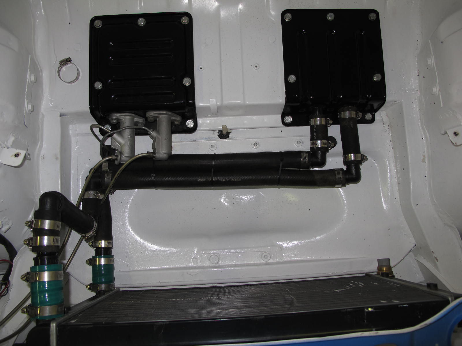 CKD Boats - Roy Mc Bride: Fitting a Hillman Imps front radiator
