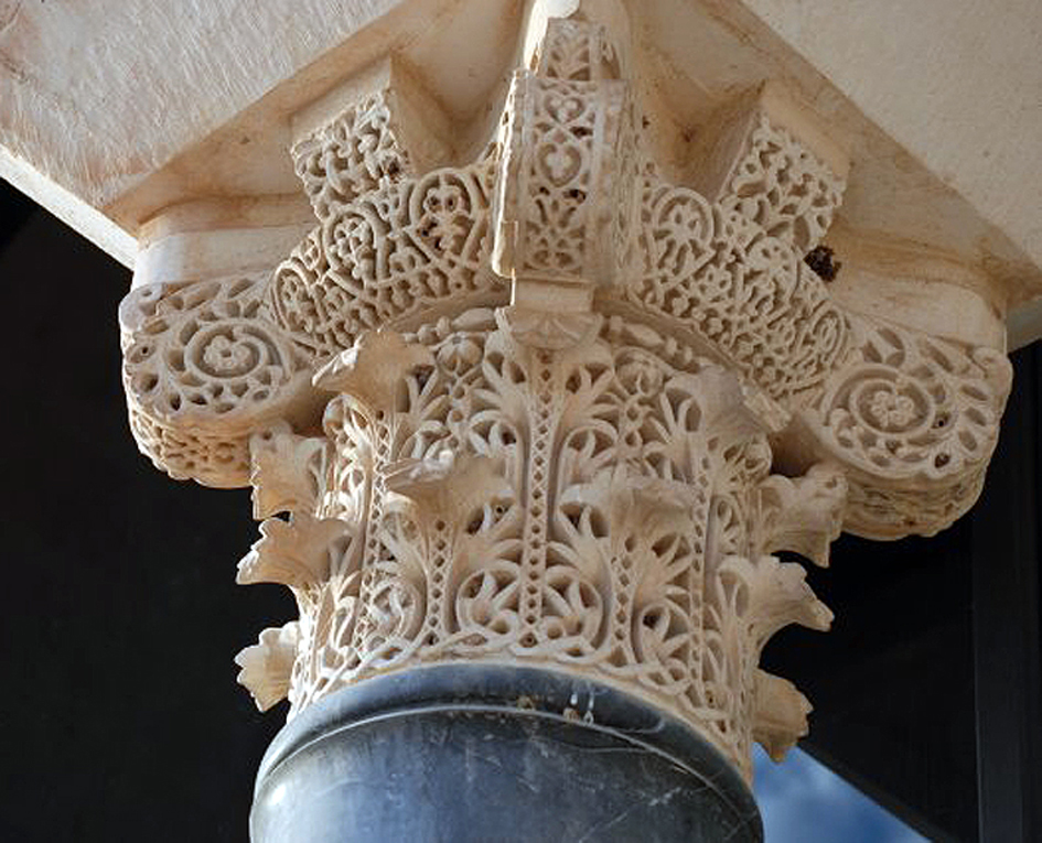 Baúl de Chity: LOS CAPITELES