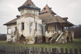 MONUMENTE ISTORICE DIN ROMANIA : Conacul C.A. Vladescu