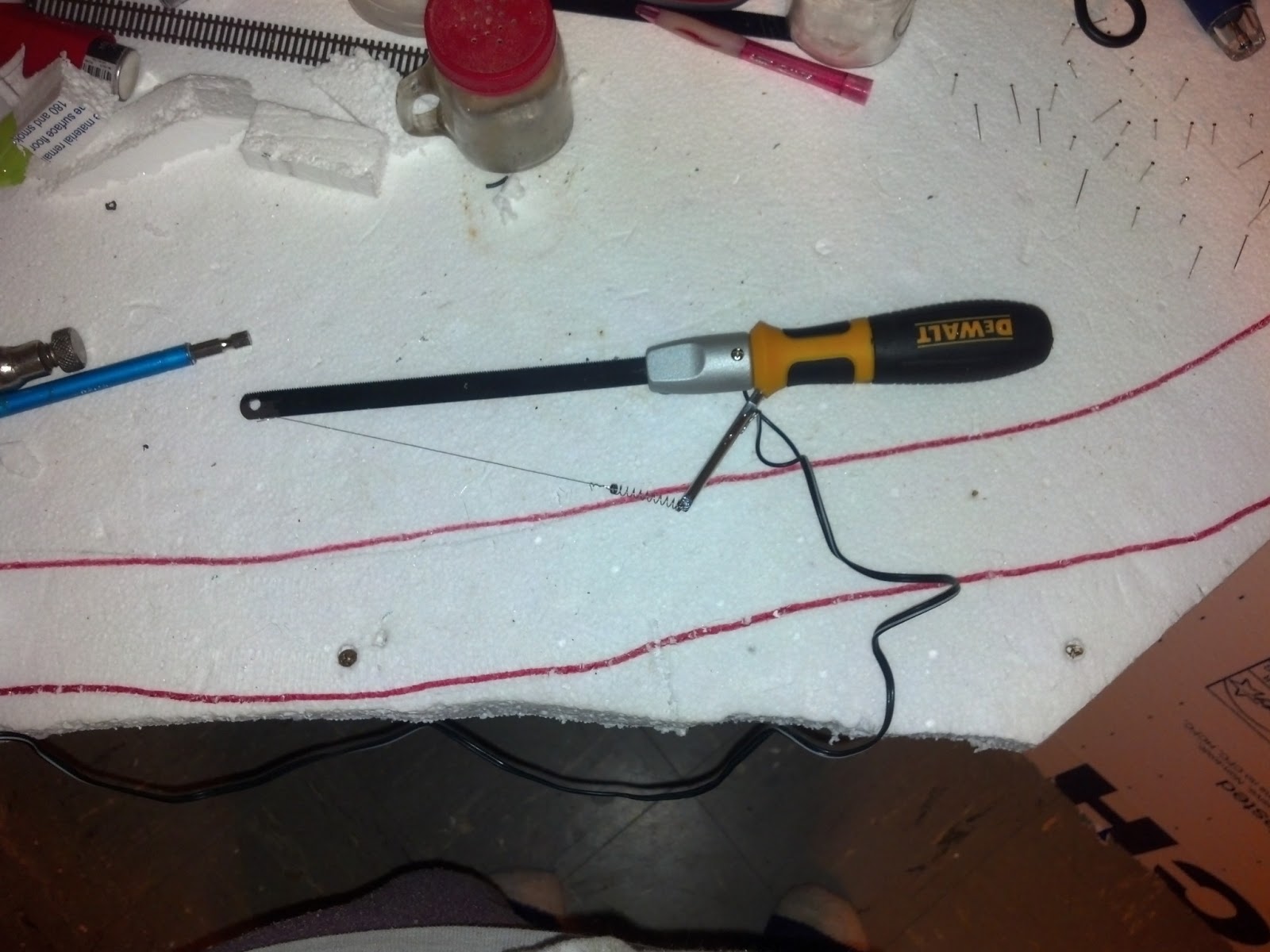 Rob's N-Scale Railway: Homemade hot wire cutter