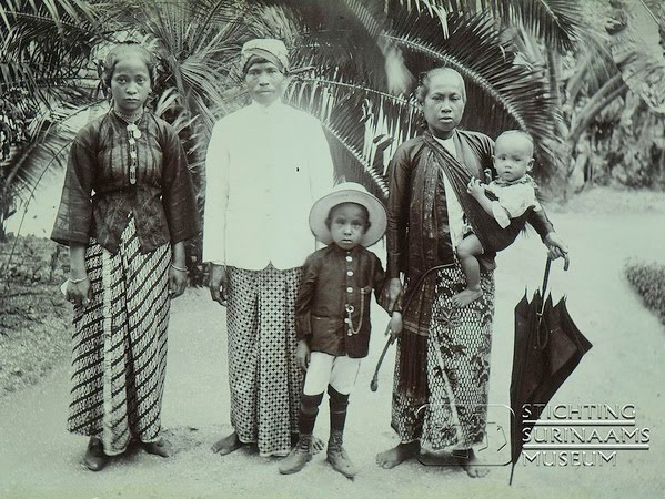 B a s b l o g •: Surinaamse fotocollectie gedigitaliseerd