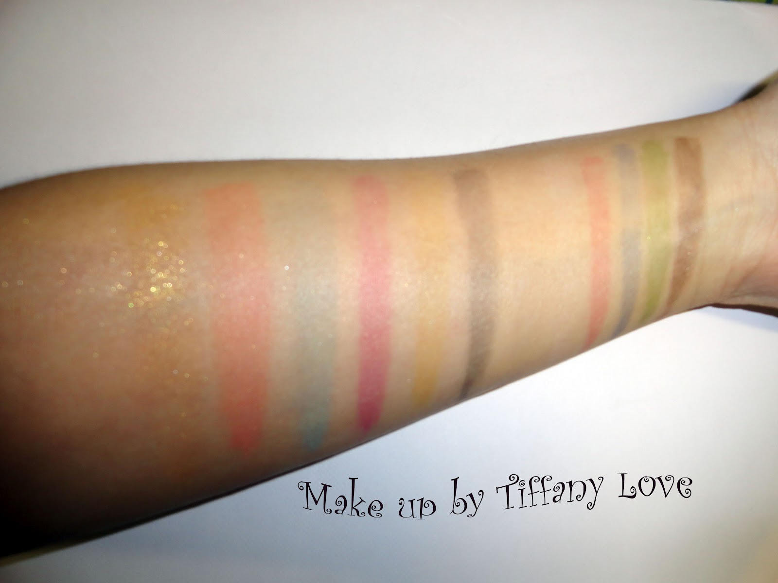 Tiffany s Beauty Diary Make Up Forever Flash Palette Pop Art Inspired Make Up Tiffany s Beauty Diary Make Up Forever Flash Palette Pop Art Inspired Make Up