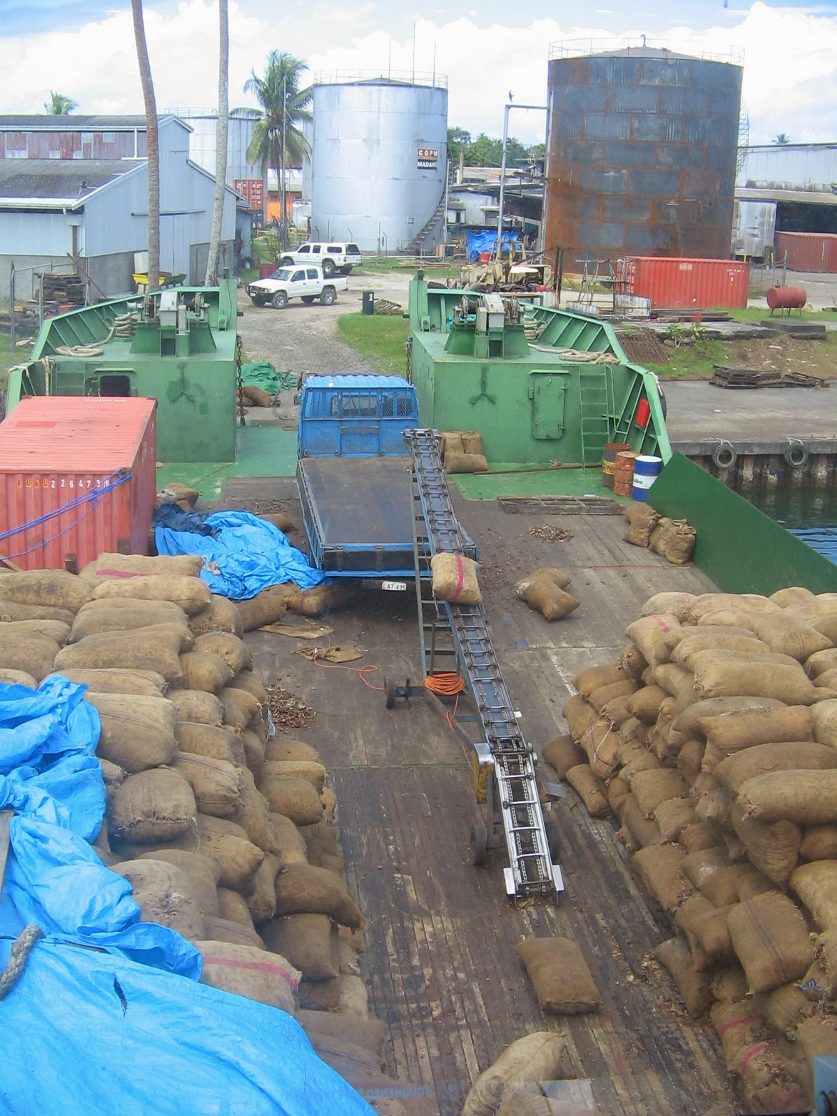 Yumi Stori: Copra trade flourishes