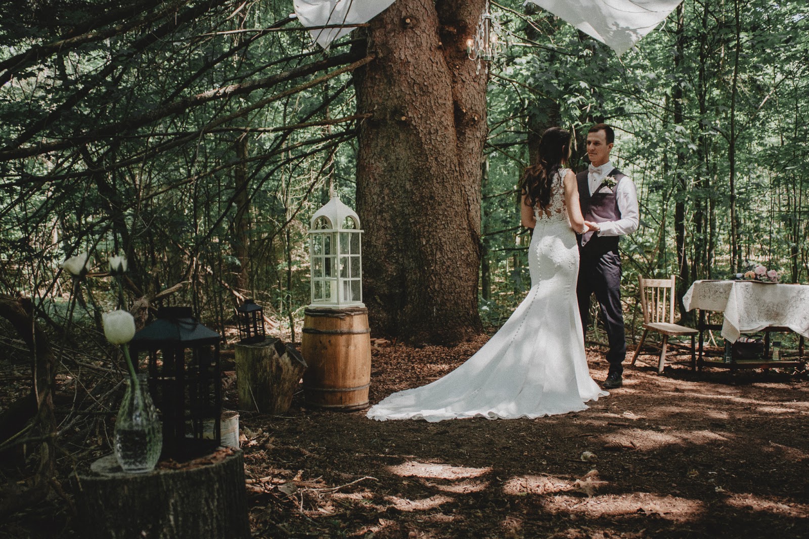 MAPLE LEAF WEDDINGS: September 2018