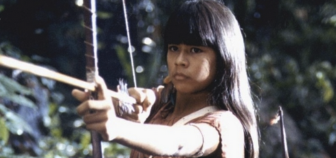 LEMBRA DELA? VEJA COMO ESTA GAROTA DO FILME "TAINA" 15 ANOS DEPOIS