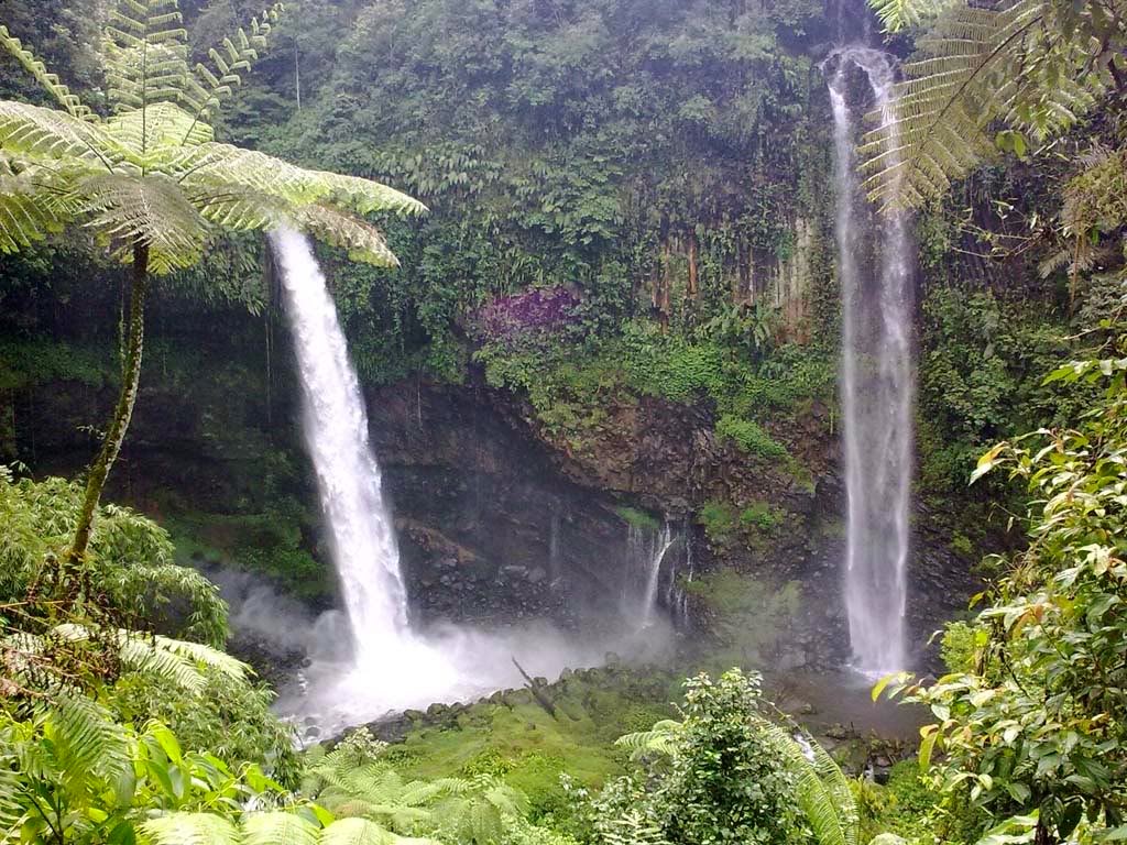 Gunawanmoch Blog: The Amazing Curug Ciparay Tasikmalaya