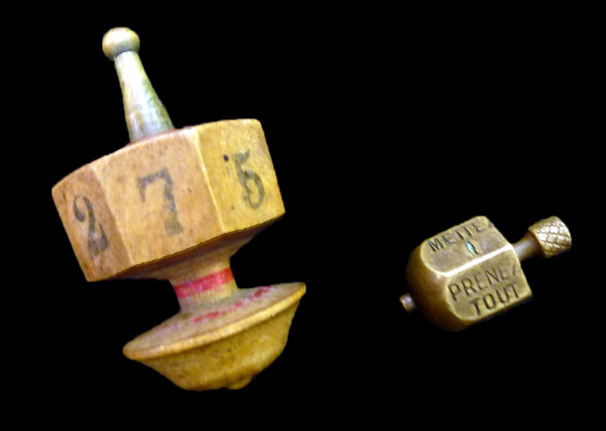 Le Grenier de Pascal: Totons / Toupies roulette