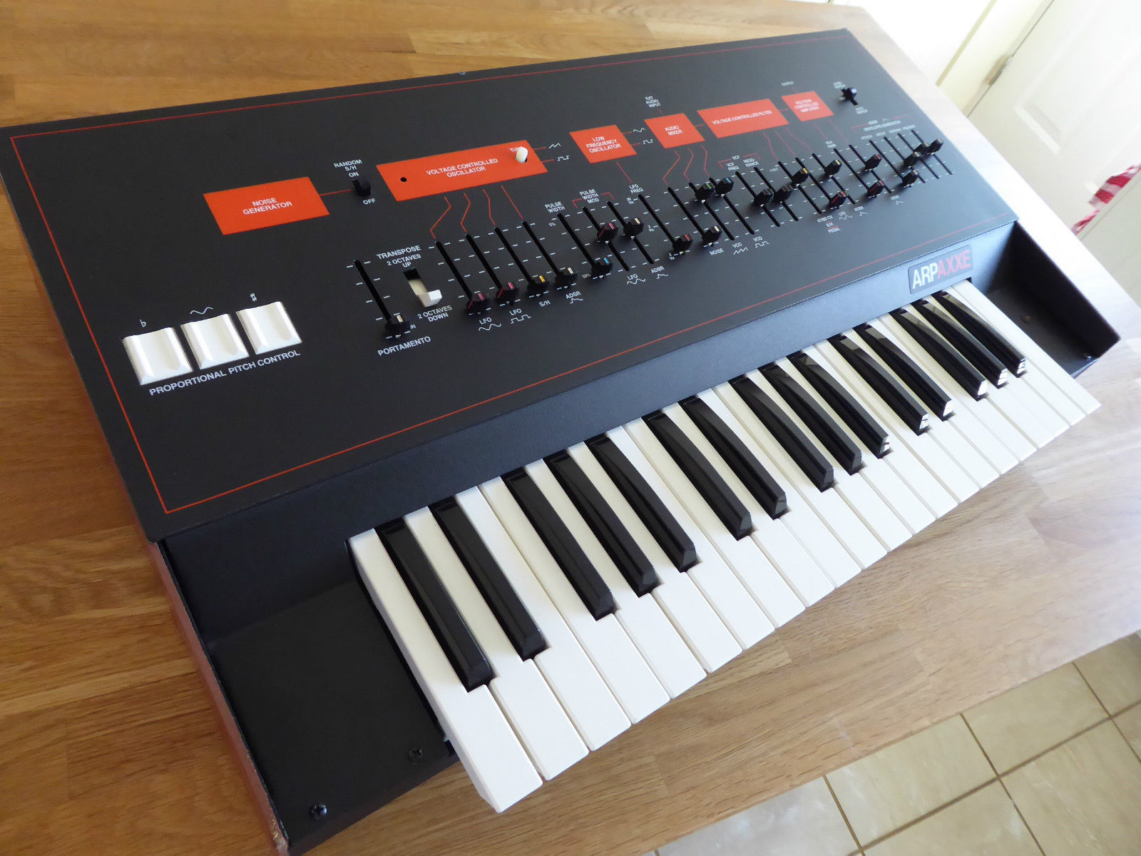 MATRIXSYNTH: Arp AXXE vintage synthesiser in near mint condition