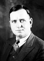 Sixgun Siding: August 2017