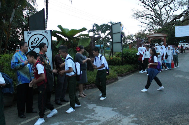 .::OFFICIAL BLOG OF SMK GEDONG::.: KEMPEN GURU PENYAYANG SMKG 2013