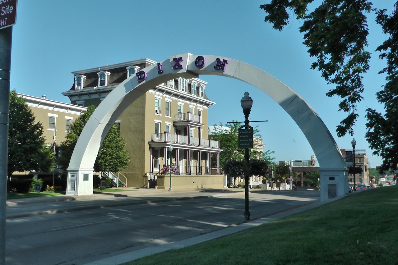 The Lincoln Highway Adventure of 2013: Day #9 Dixon, IL to Fort Wayne ...