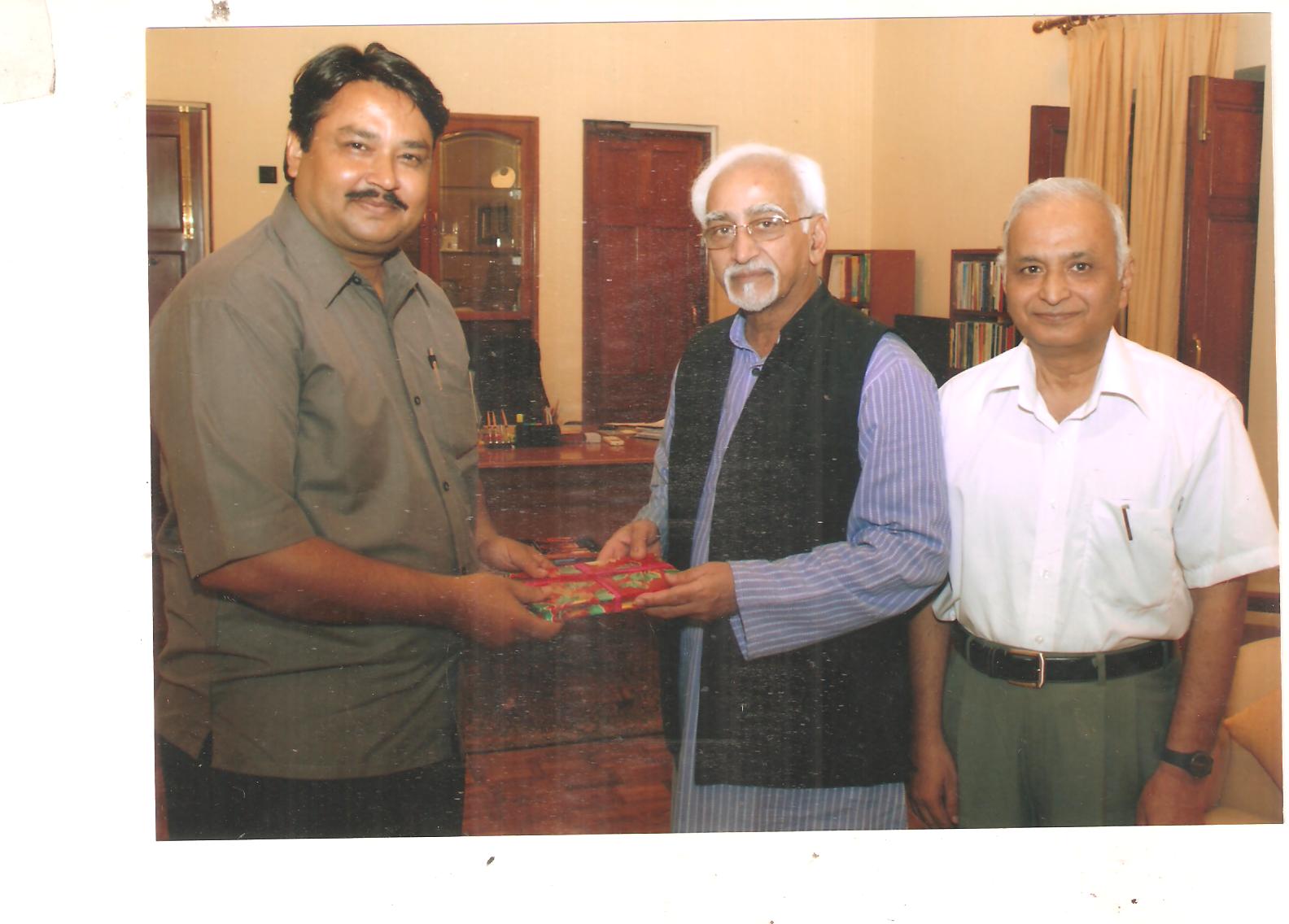 GhazipurWala Obaid: Mohammad Hamid Ansari __Ghazipur Gem