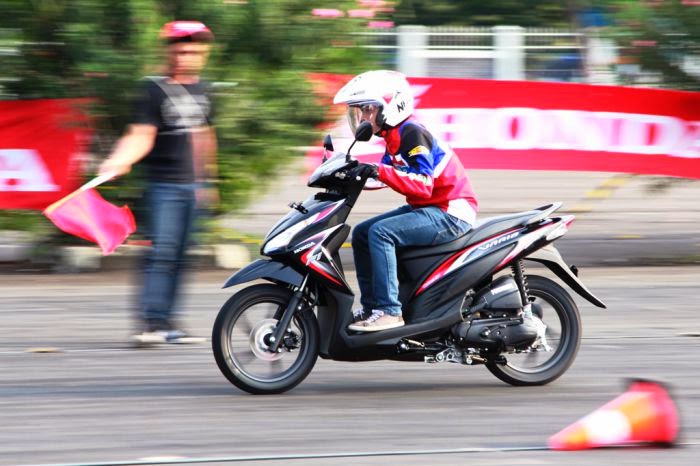 New Honda Vario FI - Dealer Honda Made Ferry Motor - Bali