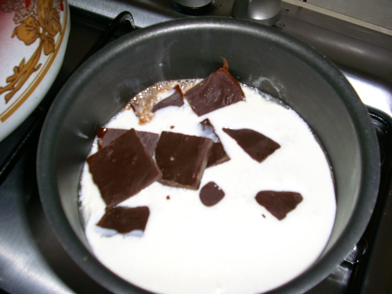 Isprăvile Angelei: Diverse, cu cocos si cioco