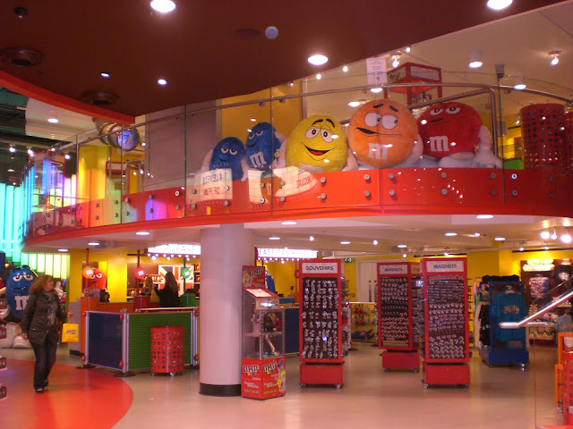art of style: First M&M store in Europe