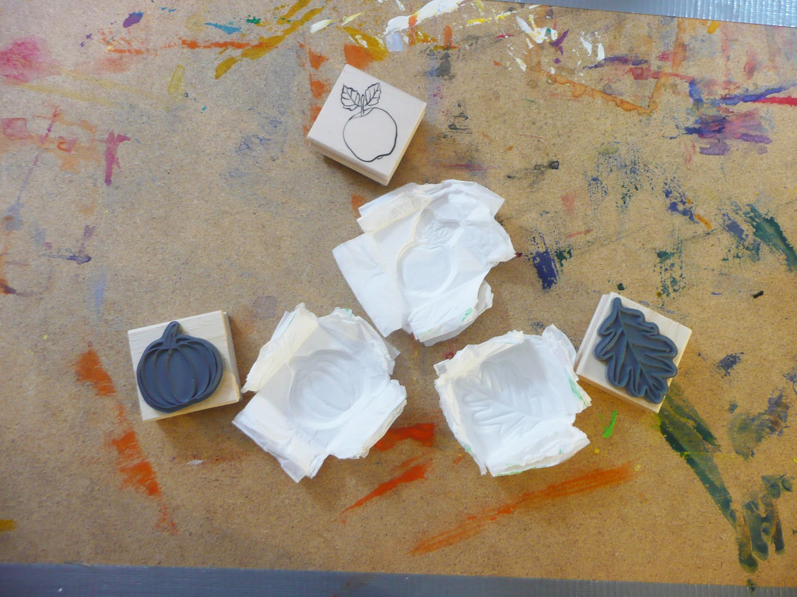 that artist woman: Paper Embossing with Rubber Stamps