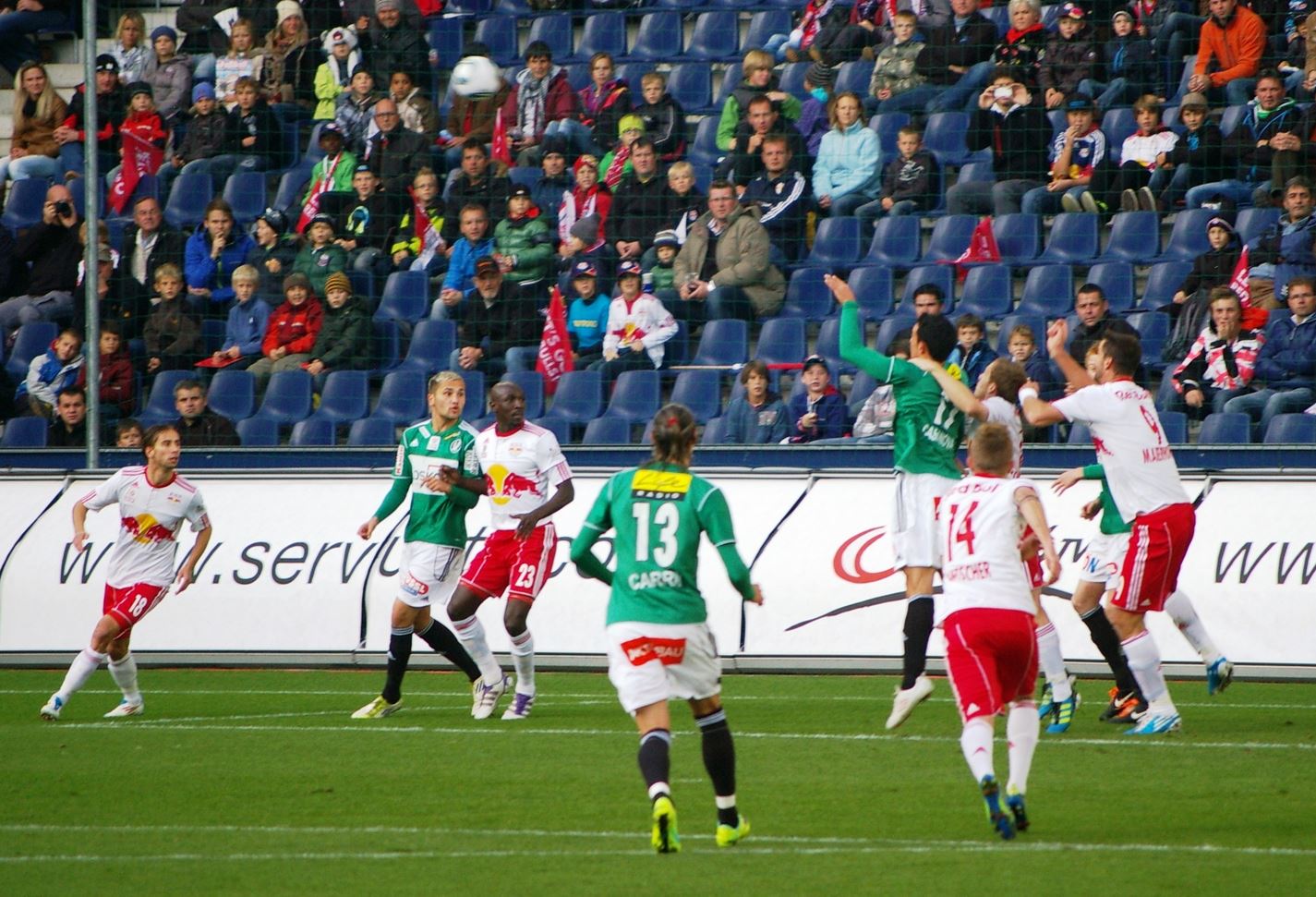 Ilmaisia kuvituskuvia: Urheilukuvat - jalkapallo