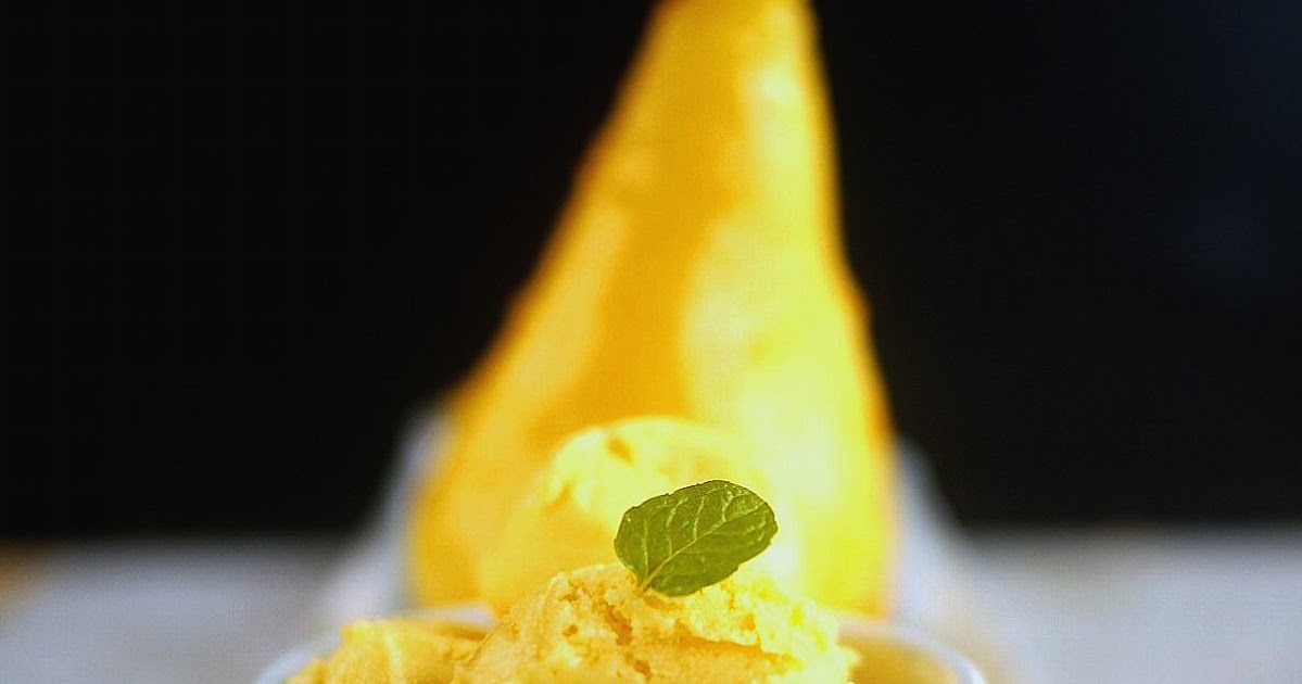 My.Creative.Flavors: Classy Poached Pear in Spicy Mango Nectar with ...