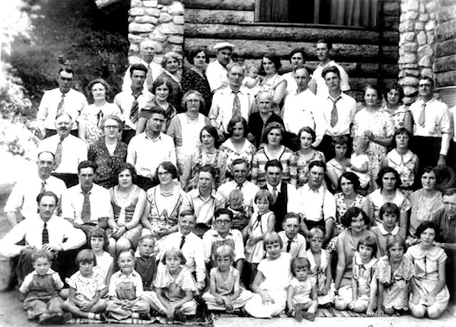 LH Kennard Family: The Family -- and stuff