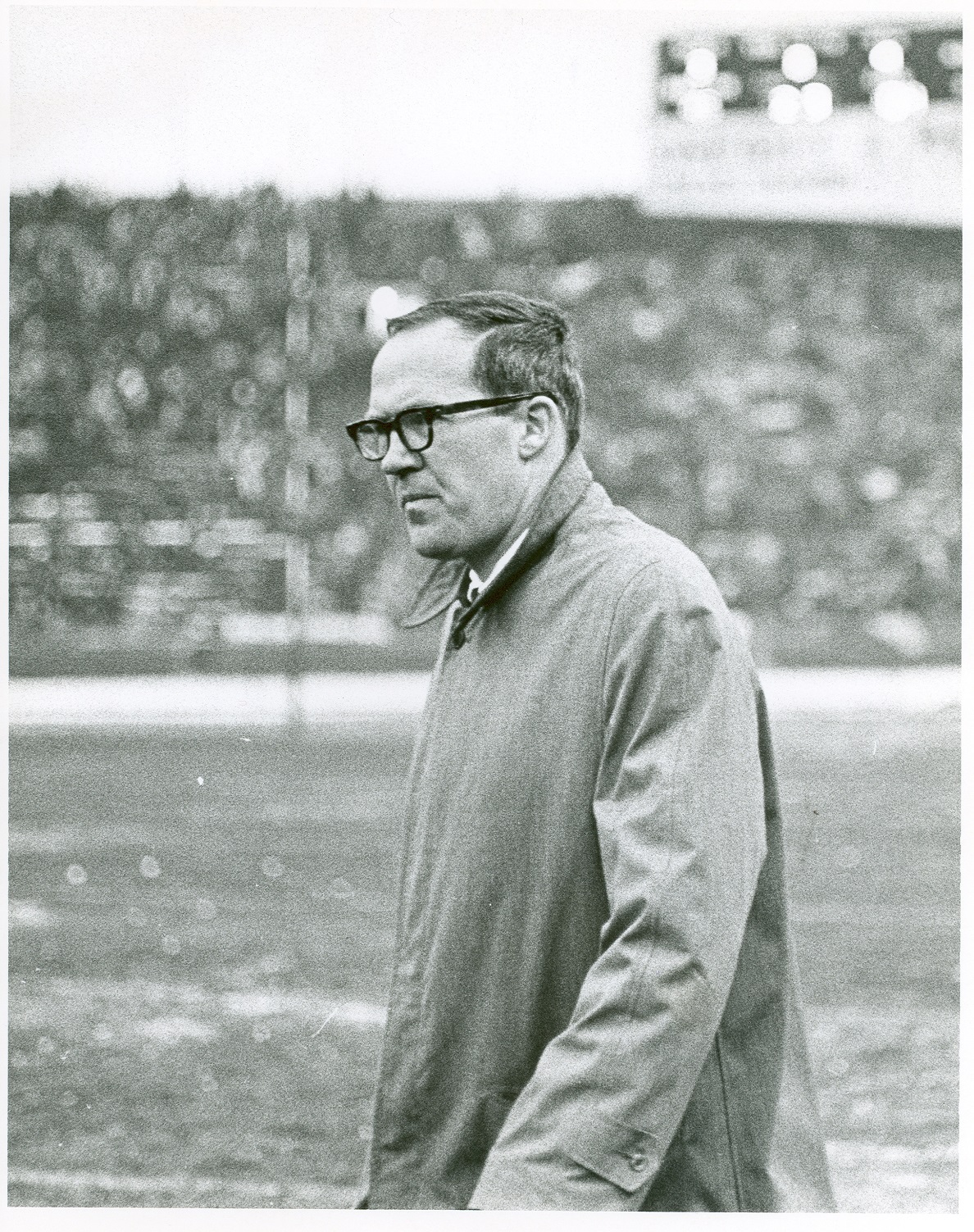 Pro Football Journal: Seventeen Straight: Buffalo's Outstanding Defense ...