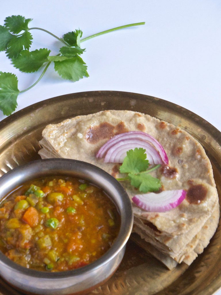 THE MAGIC SAUCEPAN: Bajra Aloo Roti - Rajasthani Breakfast