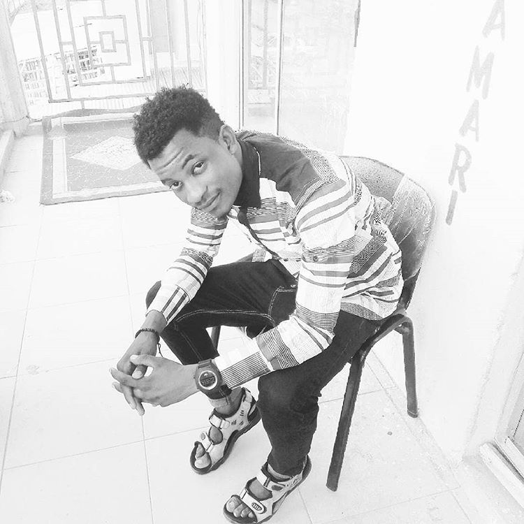 [MUSIC] Hamisu Breaker Sabuwar wakar 'Na Riga Na Fara' - HausaLoaded ...