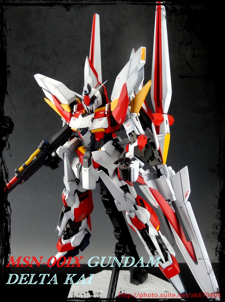 Custom Build: 1/100 Gundam Delta Kai "Master Grade"