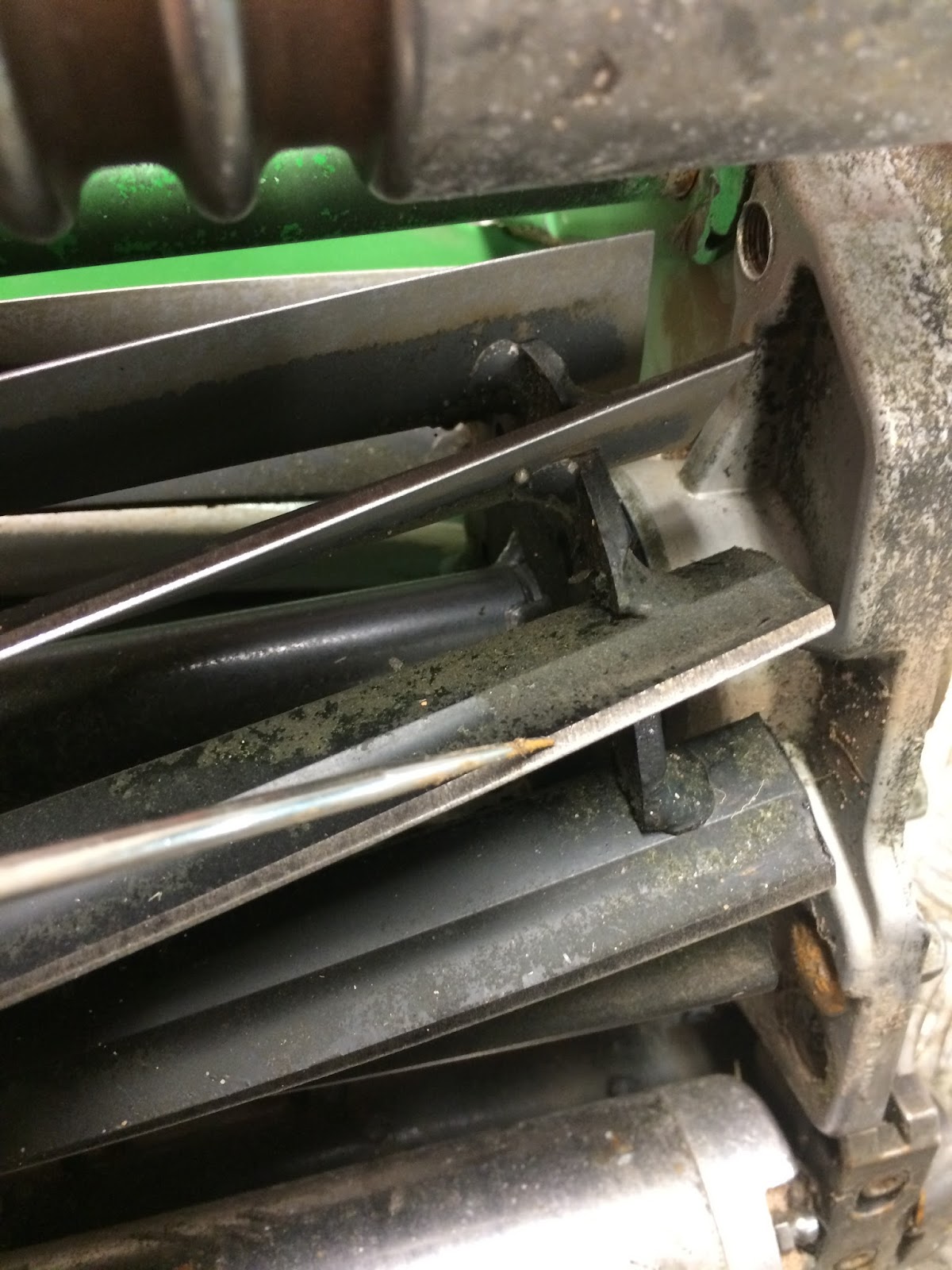 Bobs Shop: Bernhard 3000 grinding and relief grinder