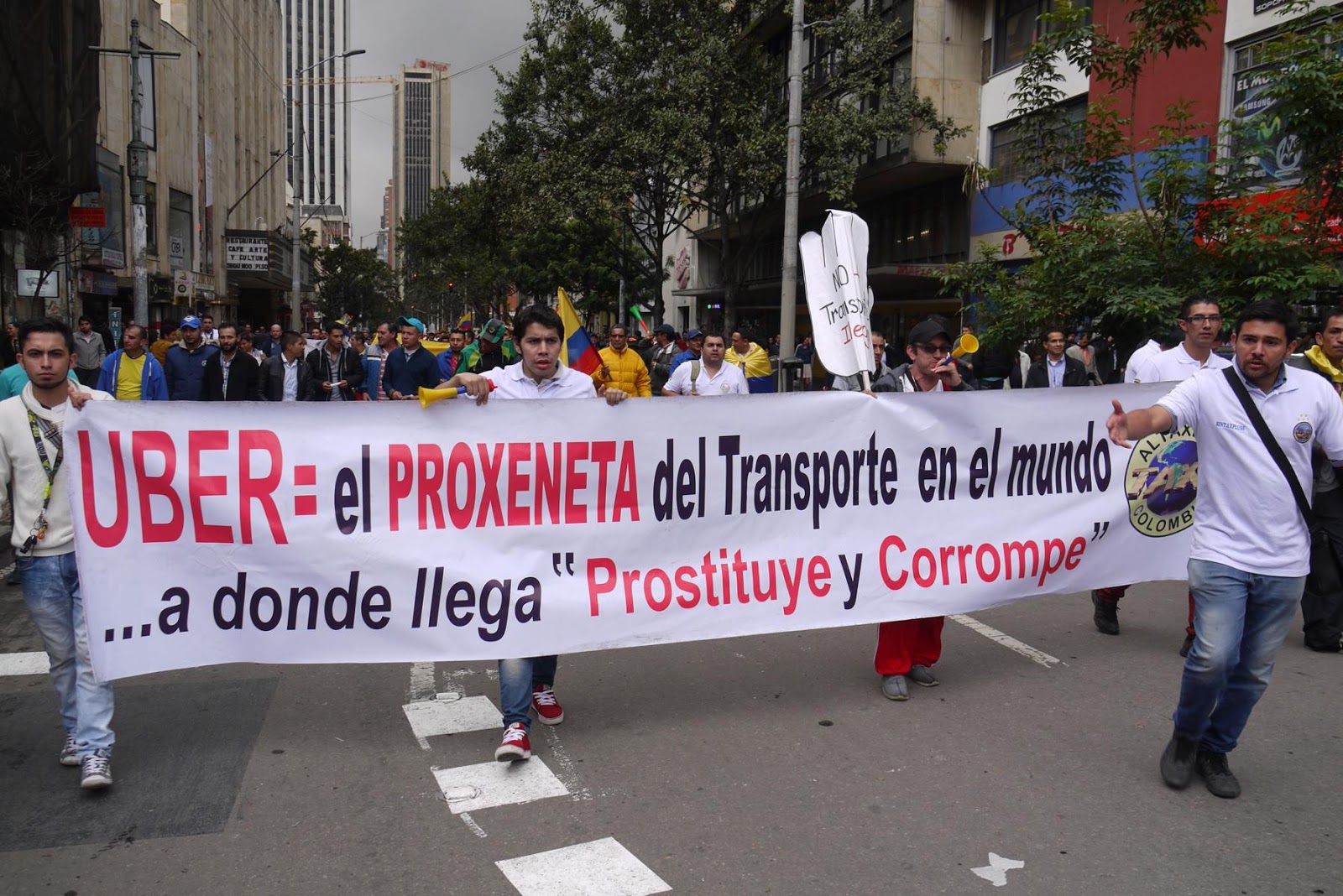 Mike's Bogota Blog: Regulating Uber Off The Road