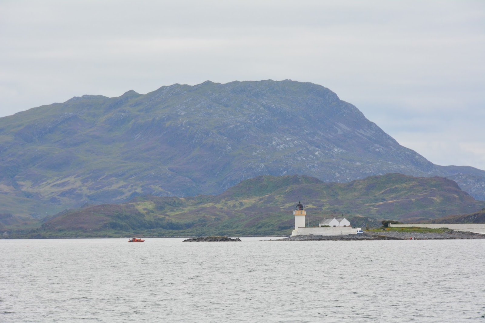 The very ordinary diary of some liveaboards: From deluge to Kilmelford ...