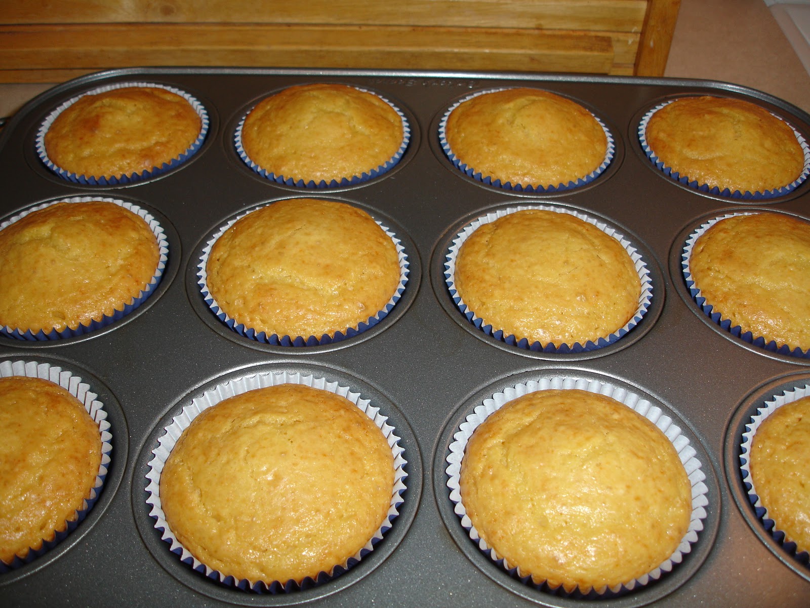 Holly's 101 Cuppycake Challenge: #44 Mustard Cupcakes