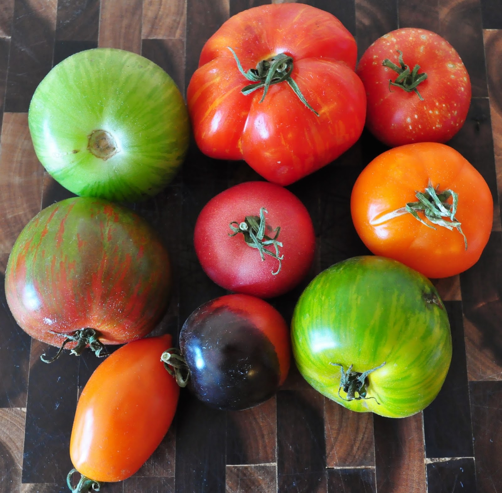 My Tiny Oven: Fried Red Tomatoes on Toast