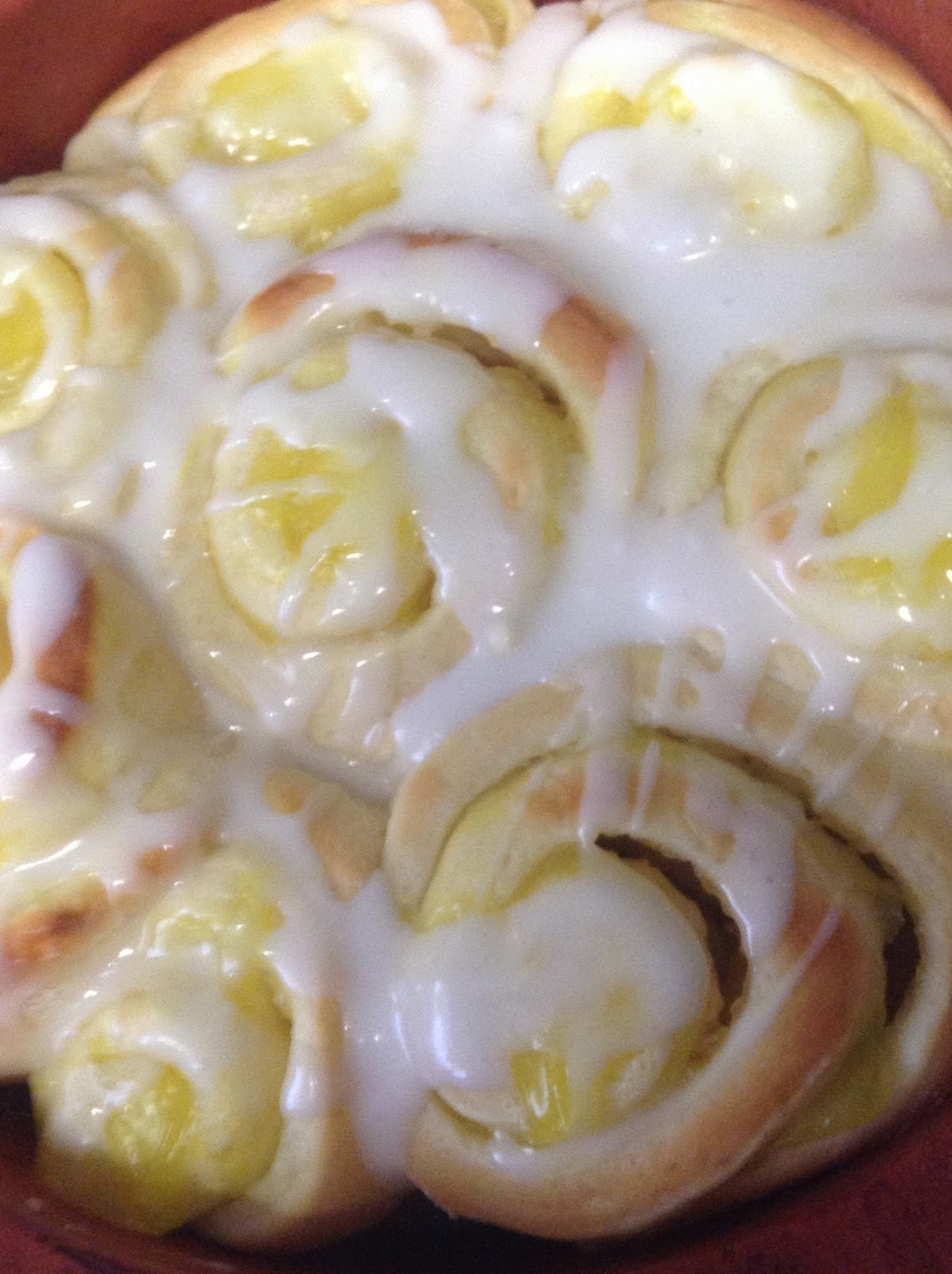 Dancing in the Kitchen With Jonnie and Boan: Lemon Rolls