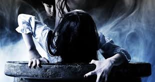 Lewis Lynn AS Media Blog: Costume Analysis: Kayako Saeki