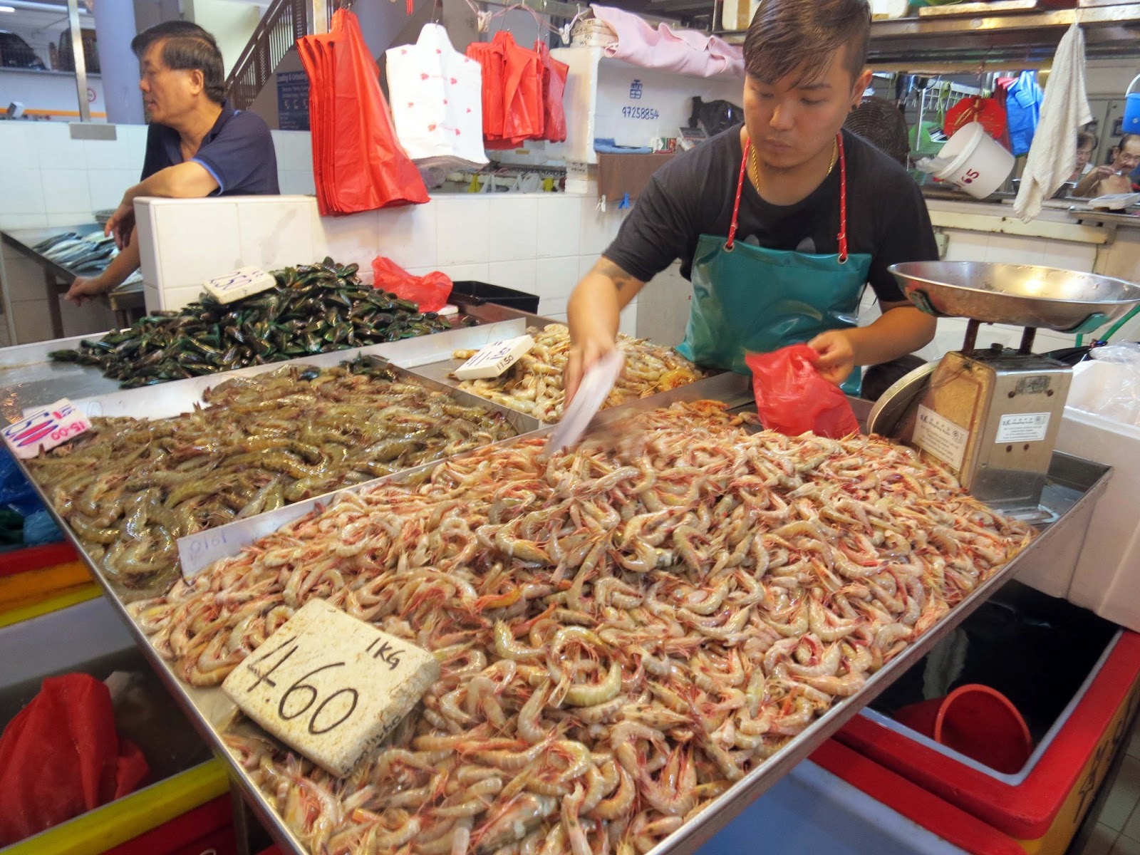 serenechoo.com: Geylang Serai market