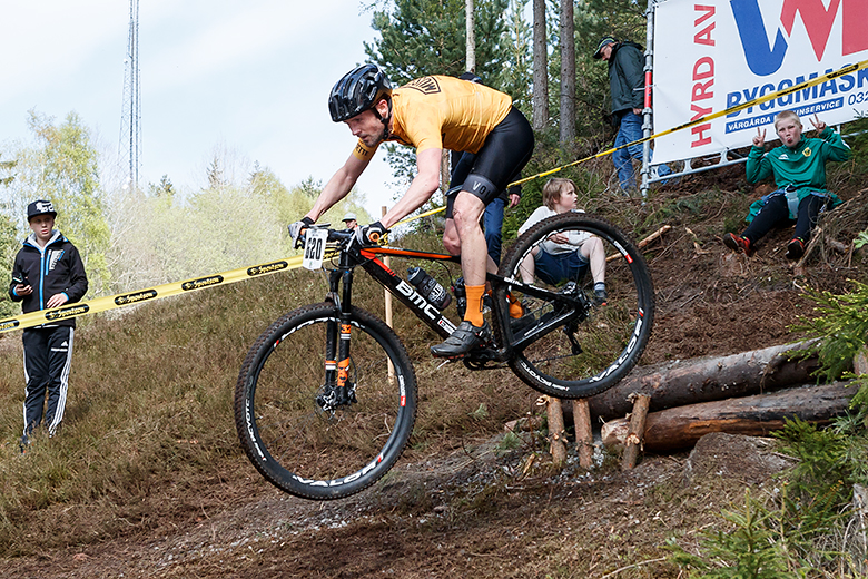 Warren Bates MTB: May 2017