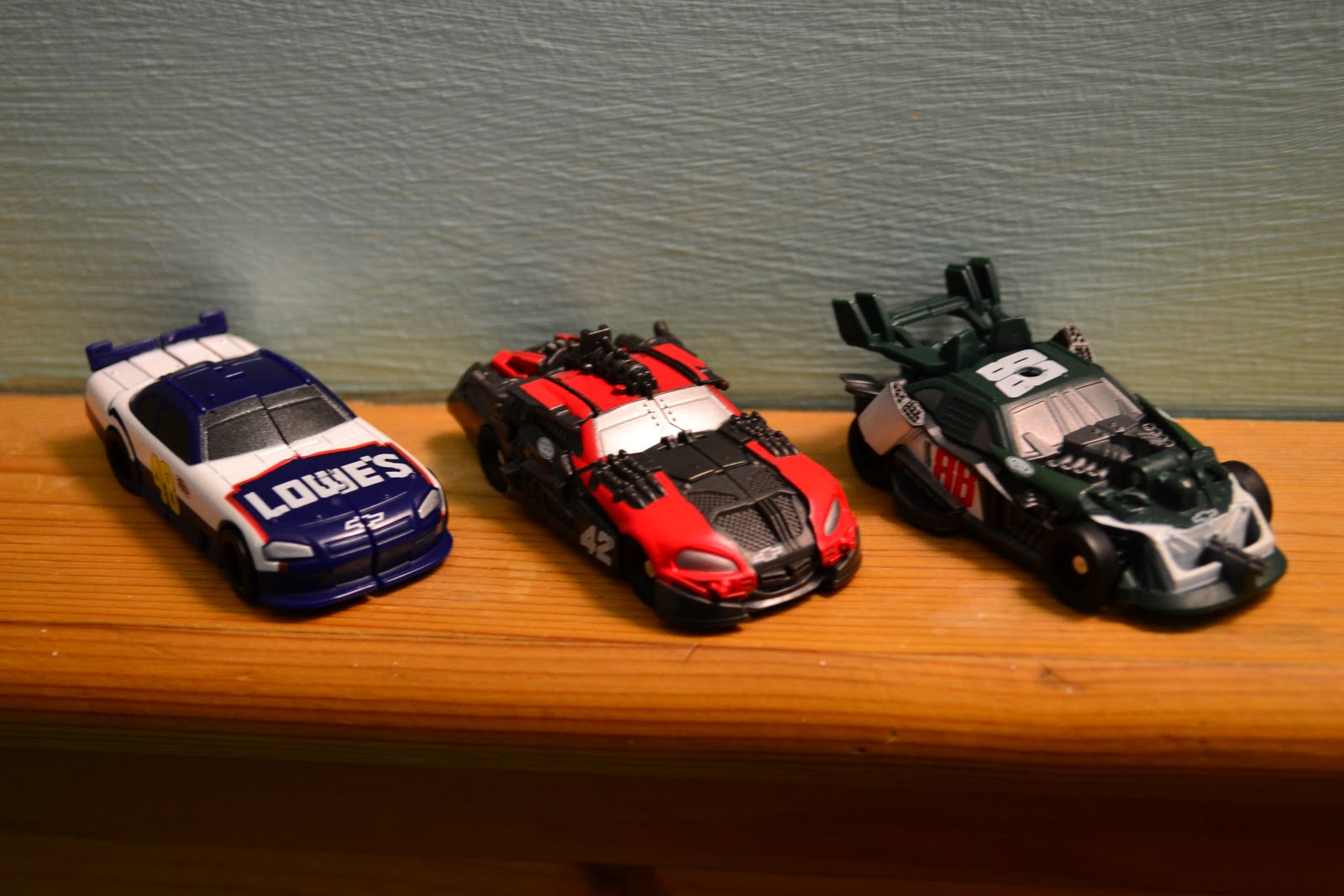 Totally Toys: Transformers DOTM "The Wreckers" Legion Class