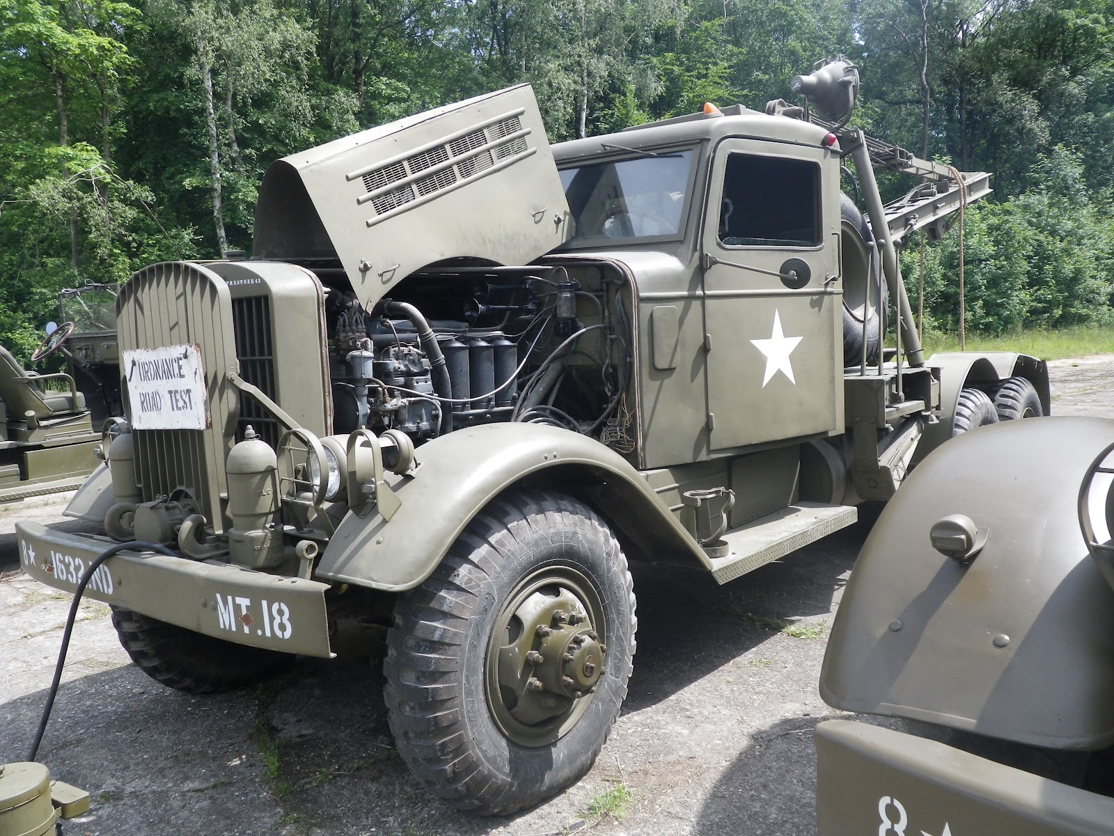 Ma Kubelwagen Lili: FLORENNES: côté US AIR FORCES