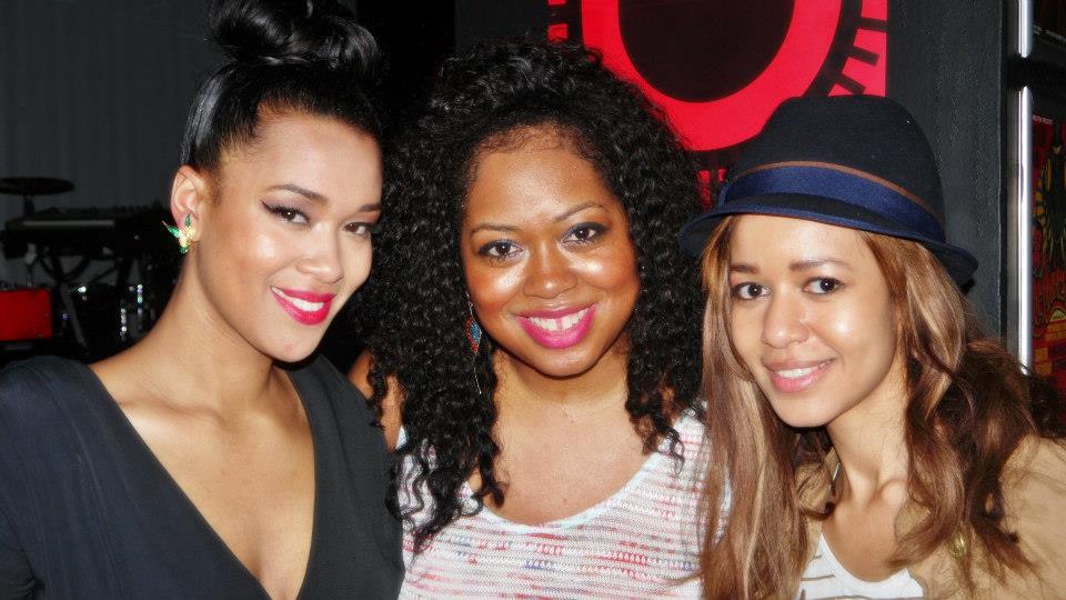 Sherry Davis Fans: Photos of Sherry, Shella, Kadija and Julie at ...