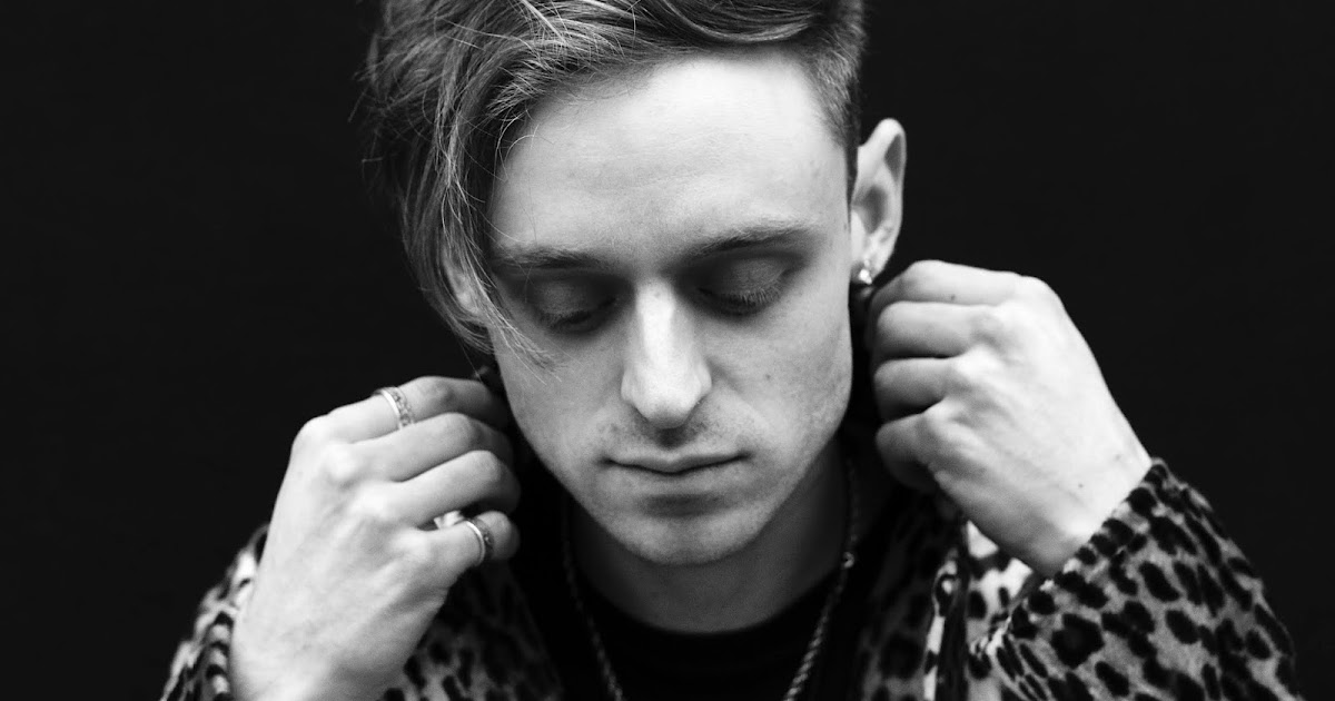 Interview With FØNX — One Unique