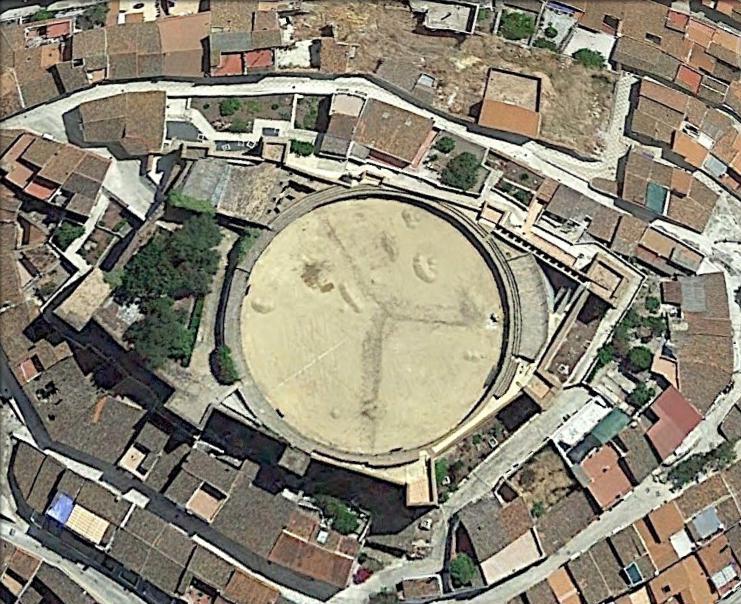 Muesca y Zarcillo: Plaza de toros de Aroche