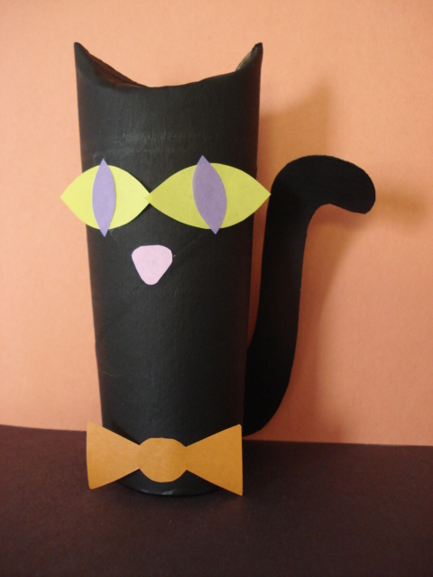 a faithful attempt: Cardboard Tube Creatures: Vampire, Bat and Cat
