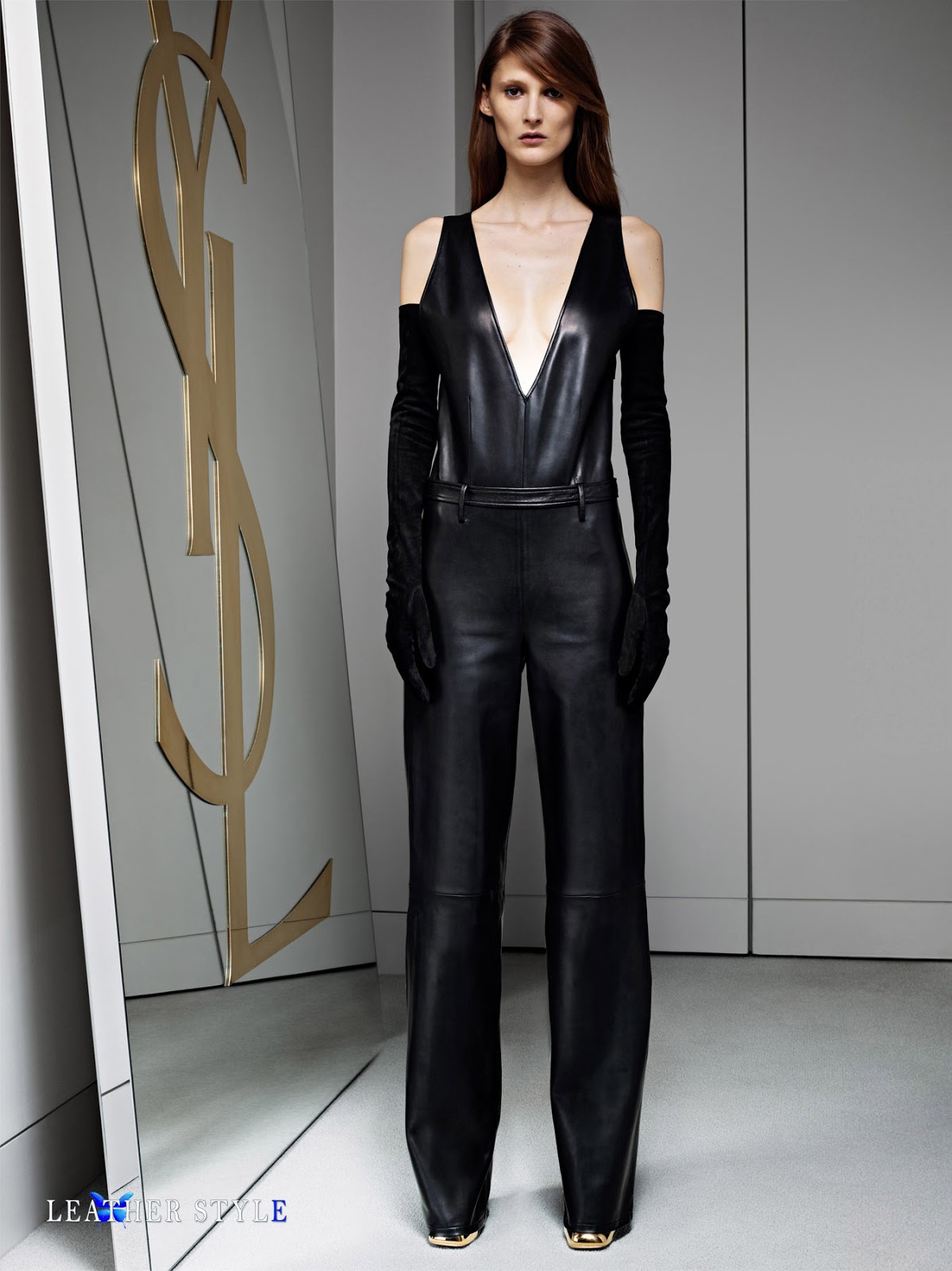 Leather style, latex couture, vinyl fashion: designers, photographers ...