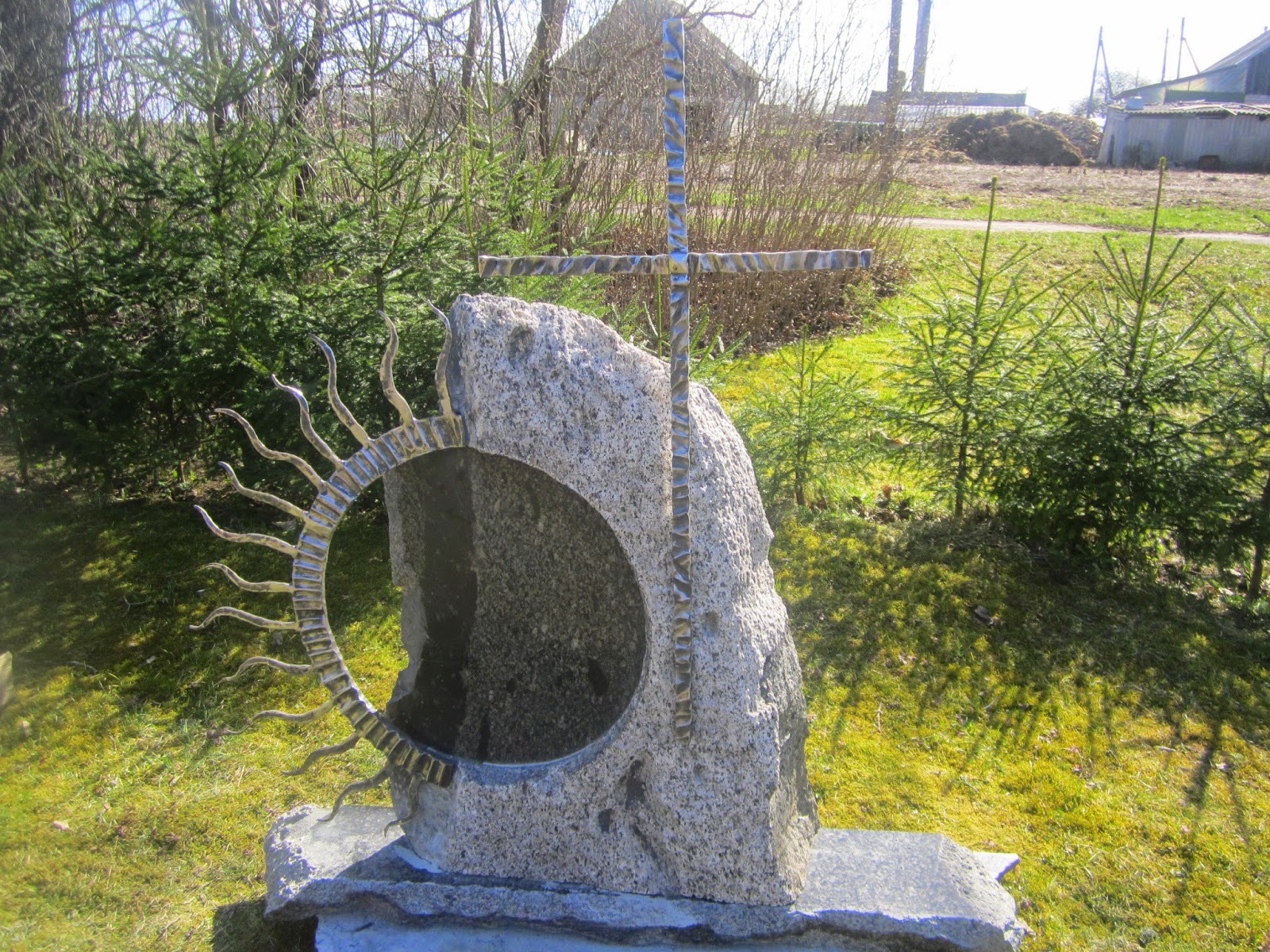 antkapiai-paminklai
