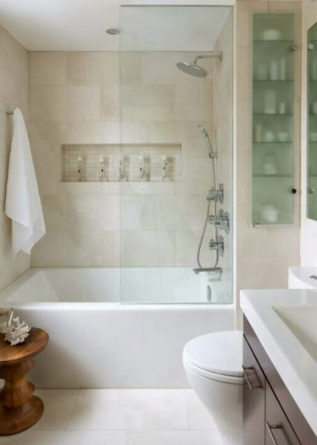 Delorme Designs: SMALL BATHROOMS-USE WHAT YOU'VE GOT!!